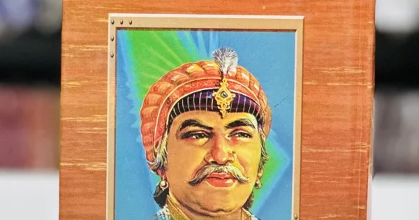 Buy Akbar Nama Online | Biography of Jalal-ud-din Muhammad Akbar ...